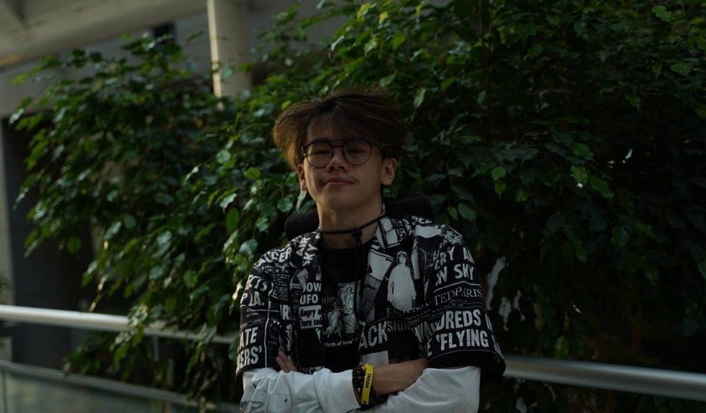 Stéphane, promo 2025, membre de TRASH gang, créateurs d'AMV aux 4.2 M d ...