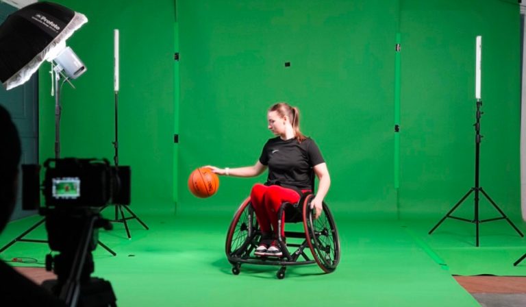Audiovisuel : module keying avec le studio fond vert - IIM Digital ...
