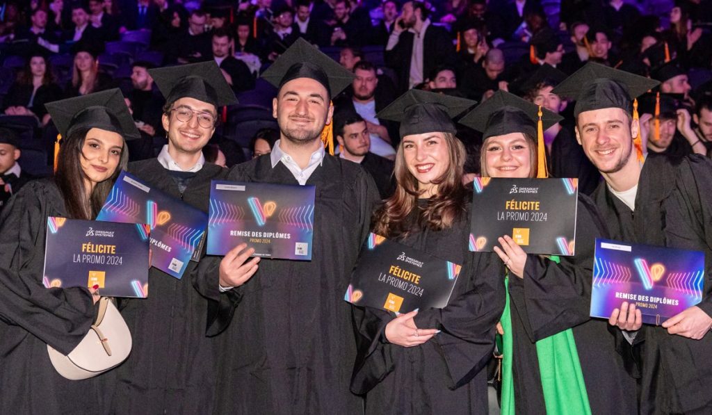 Remise des diplômes : la promo 2024 de l’IIM célèbre à Paris La Défense Arena - IIM Digital ...
